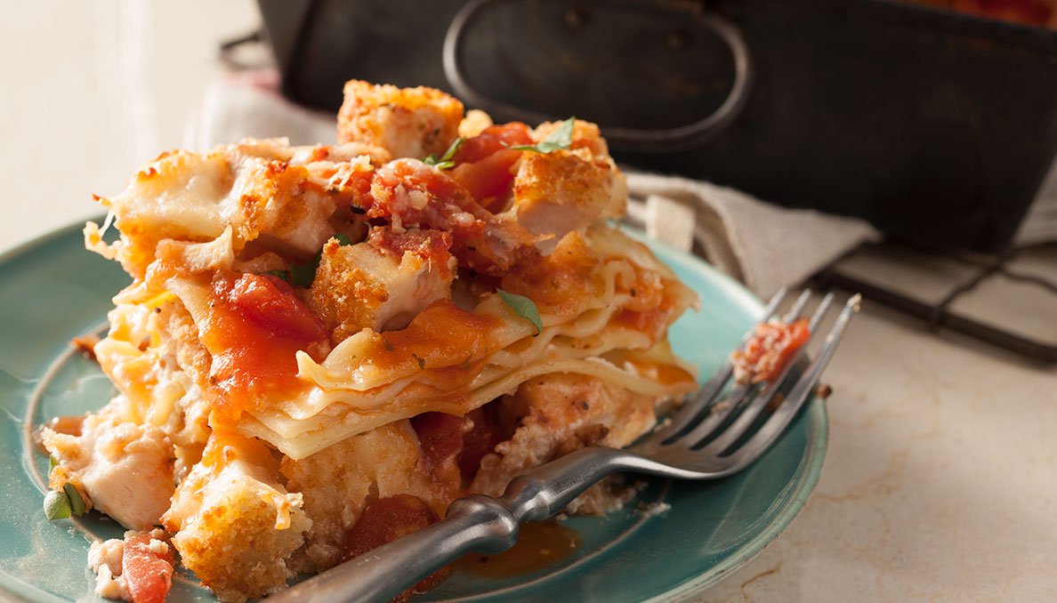 Chicken Parmesan Lasagna | Red Gold Tomatoes