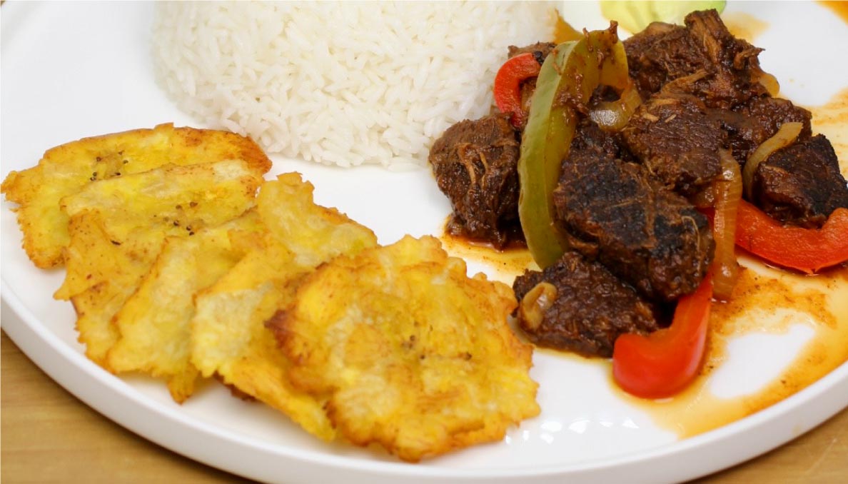 Dominican Carne Guisada (Beef Stew) | Red Gold Tomatoes